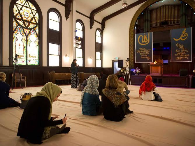 First Women-Only Mosque Opens in Los Angeles