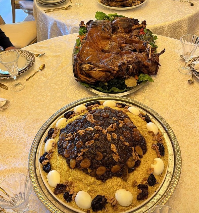 British Youtuber Thogden Immersed in Moroccan Culture