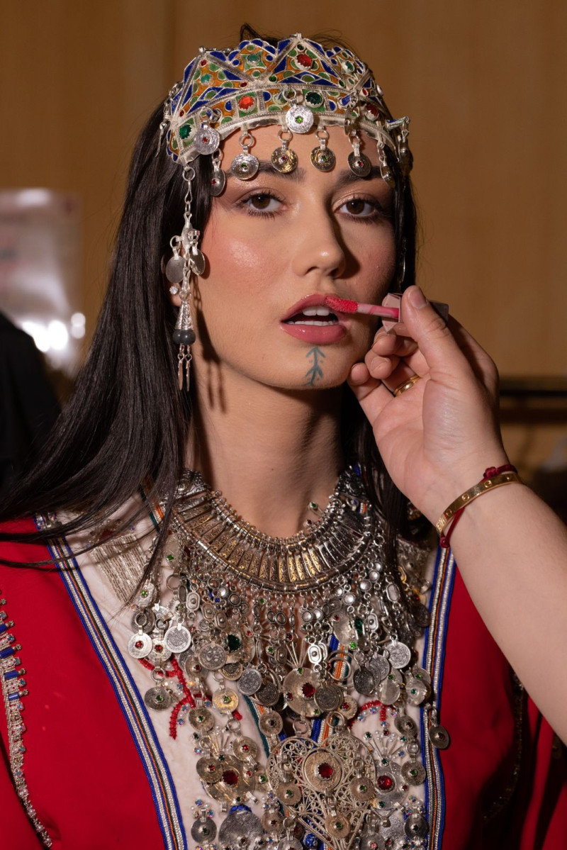 Moroccan Caftan Shines at UNESCO’s Prestigious African Week in Paris