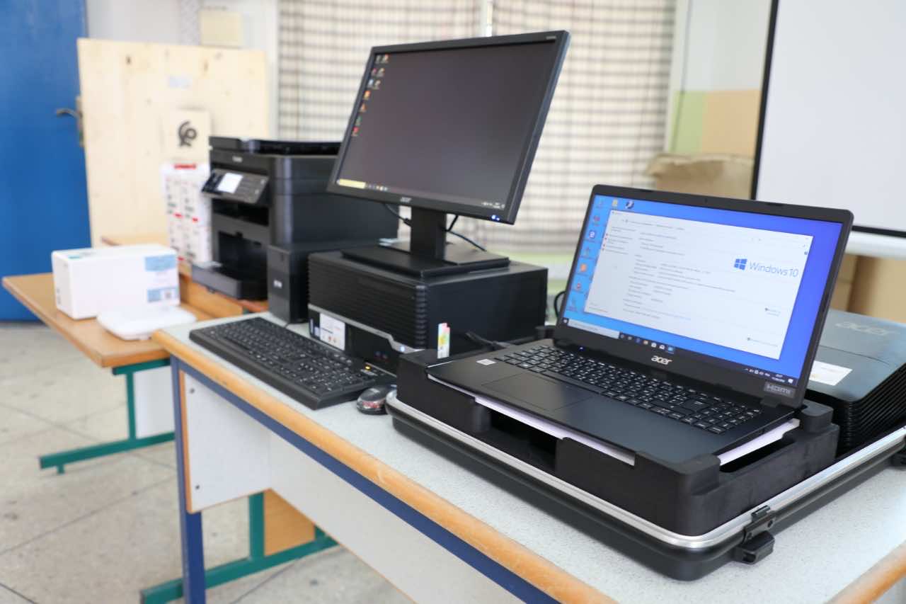 34 Schools in Northern Morocco Receive New Computers, Digital Equipment