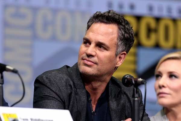 American Actor Mark Ruffalo Petitions to Impose Sanctions on Israel
