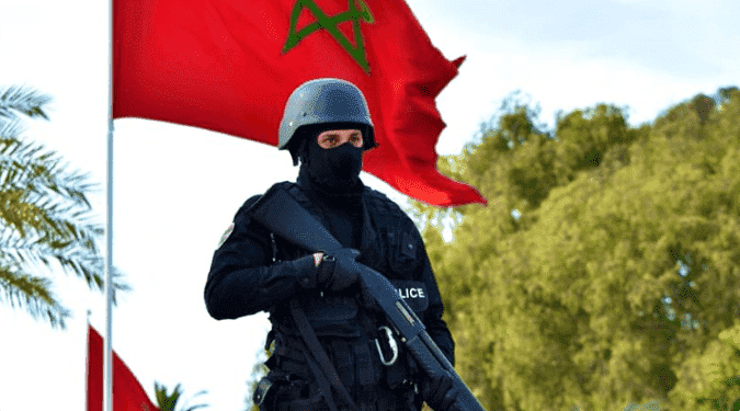 Dakhla Police Arrest 2 for Possession of Drugs, Official Stamps