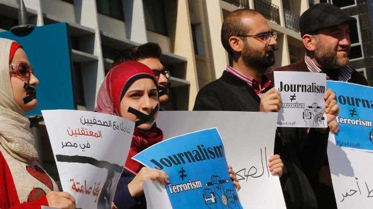 Sudan journalists protest over Egypt holding Jazeera staff