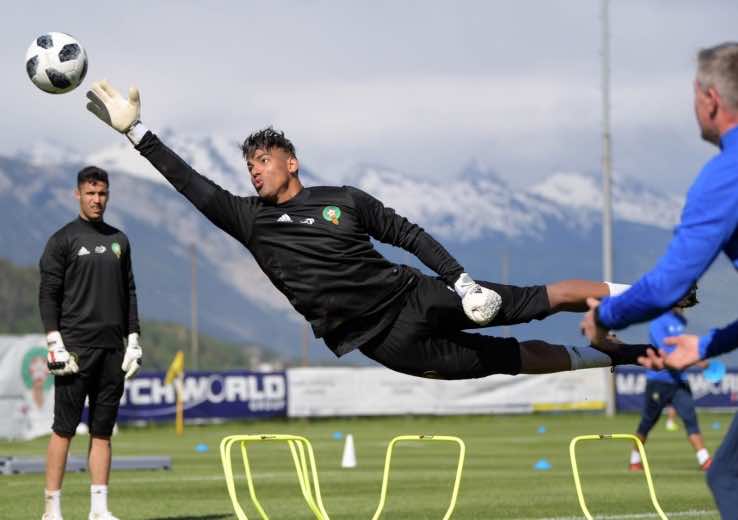 FRMF Suspends Goalkeeper Tagnaouti From Playing With National Team