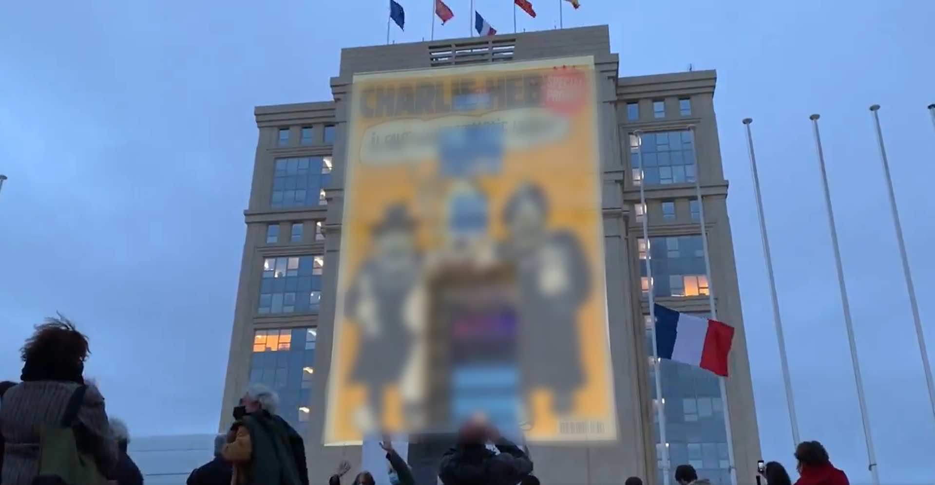 Govt Buildings in France Display Caricatures of Prophet Muhammad