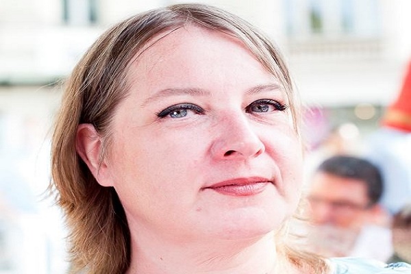 French Director Converts to Islam After Charlie Hebdo Attacks