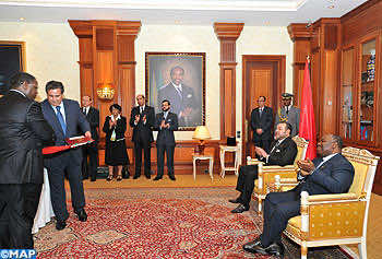 King Mohammed VI and Gabonese President chair signing ceremony of six ...