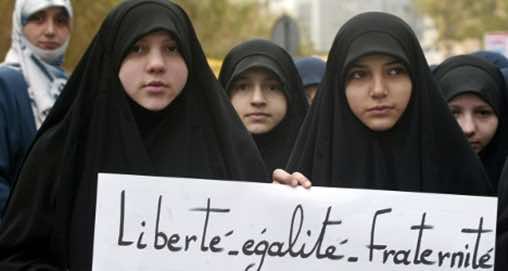 25% of French Muslims Support a Conservative Form of Islam