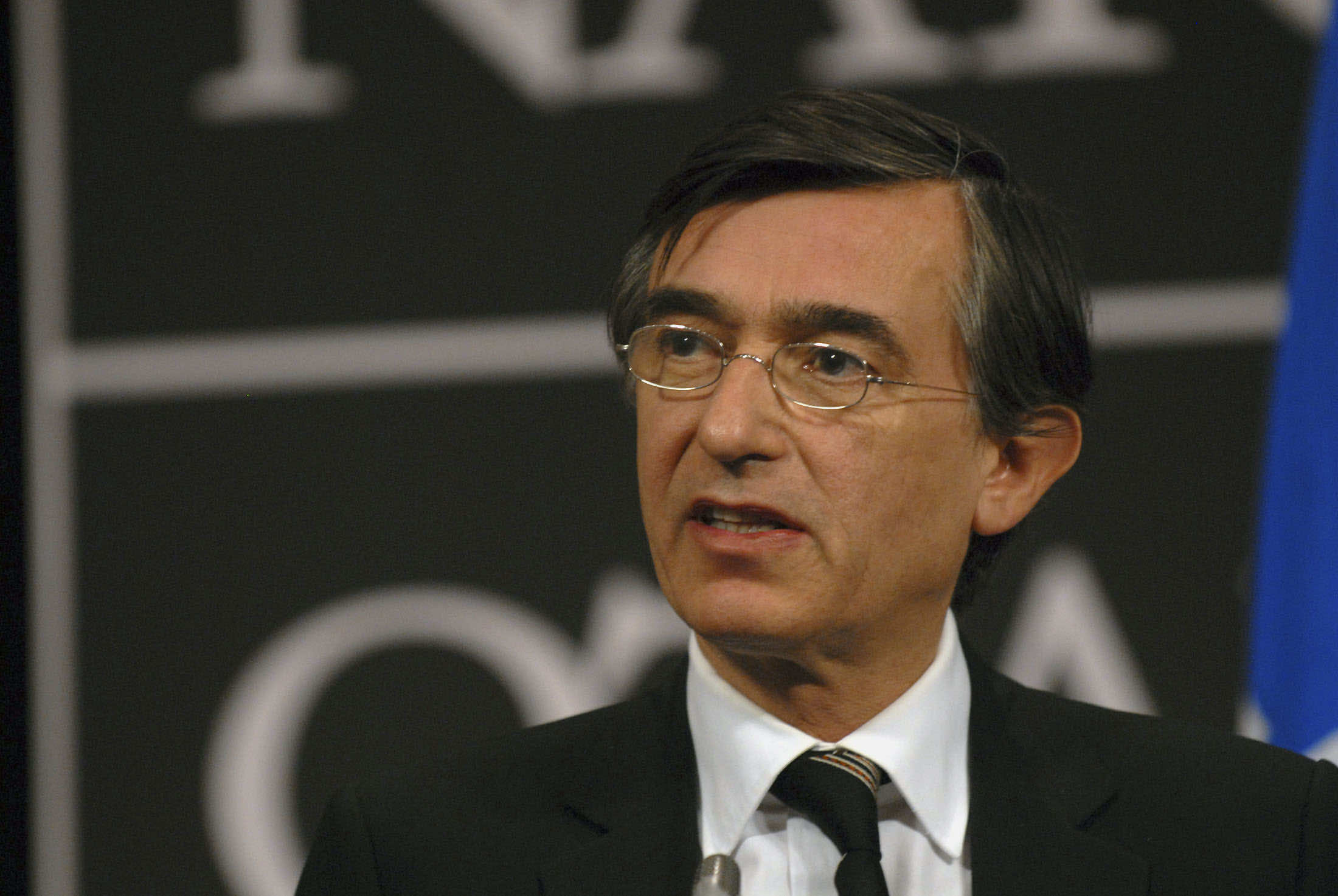 French Douste-Blazy Announces Candidacy as DG of WHO