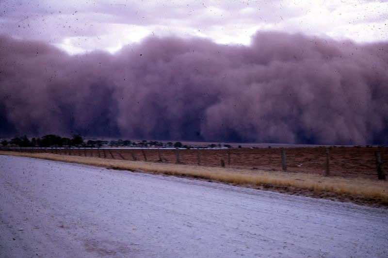 Dust Storms Cloak Gulf Cities For More Than Month