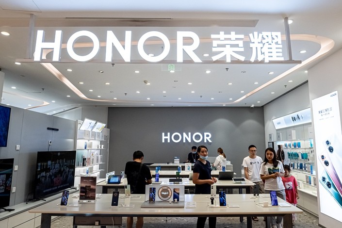 Honor Group Unveils Brand New H90 Lite Smartphone