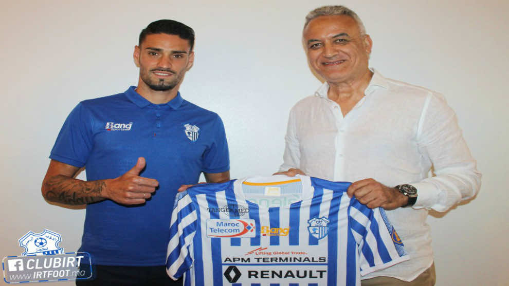 Morocco’s Ittihad Tanger Signs FC Barcelona Former Forward Salva Chamorro