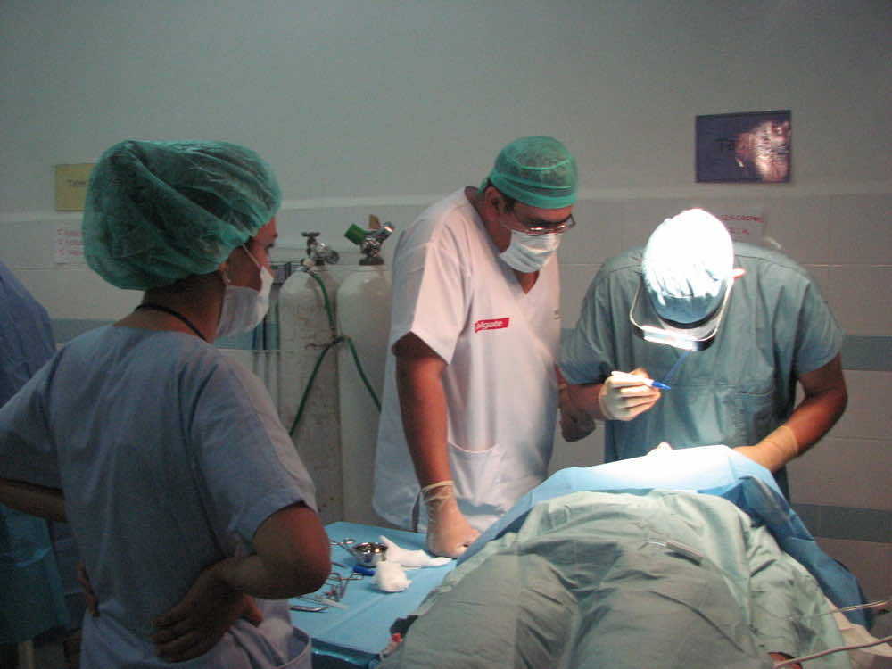 Moroccans Thank Medical Professionals for Dedication to Public Health