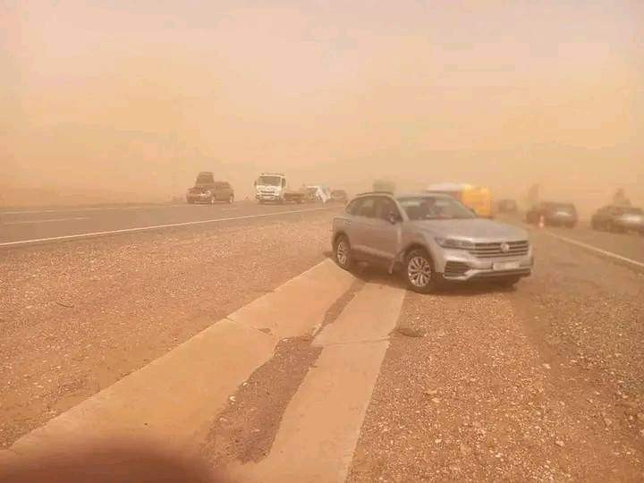 Moroccan Drivers Warned of New Dust Storms in Coming Days