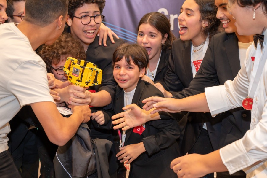 Moroccan Students Qualify for Robotics Competition in Norway and US