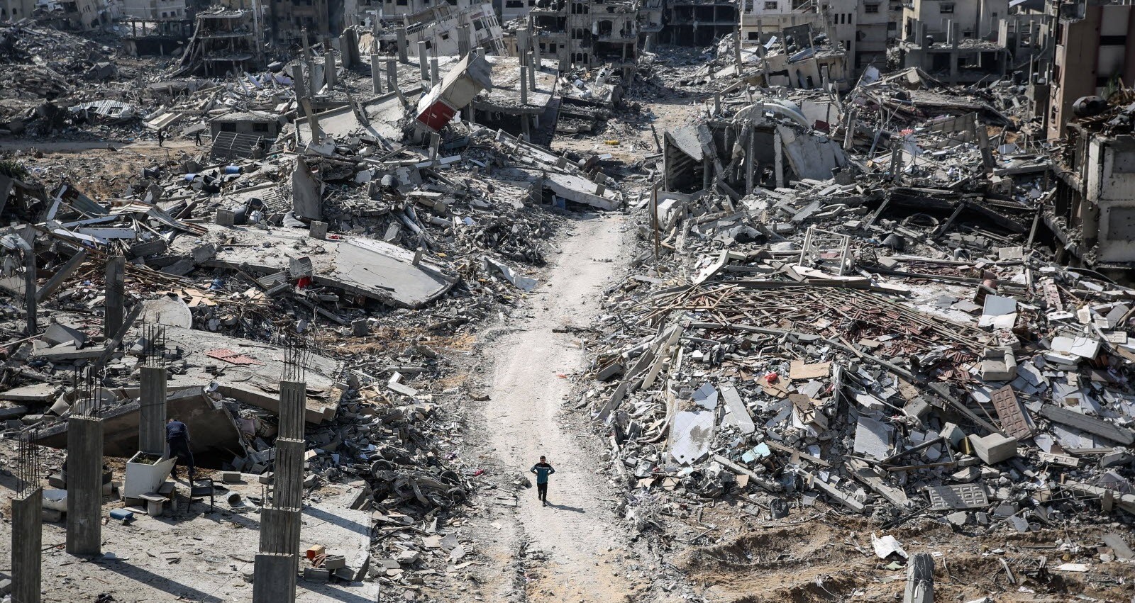 New Group of Moroccans Trapped in Gaza Are Evacuated to Egypt