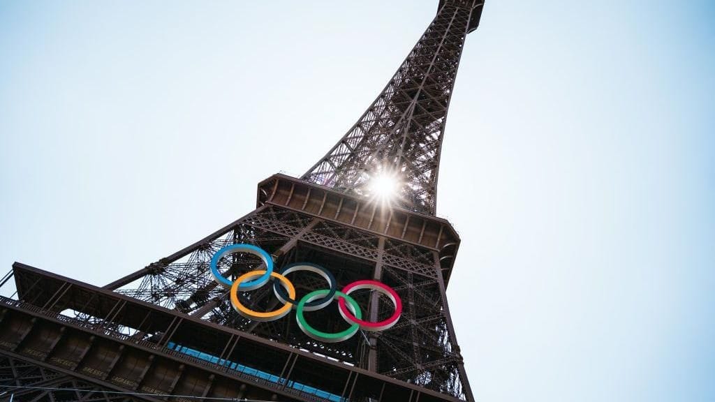 Paris Mayor Wants the Olympic Rings to Permanently Stay on the Eiffel Tower