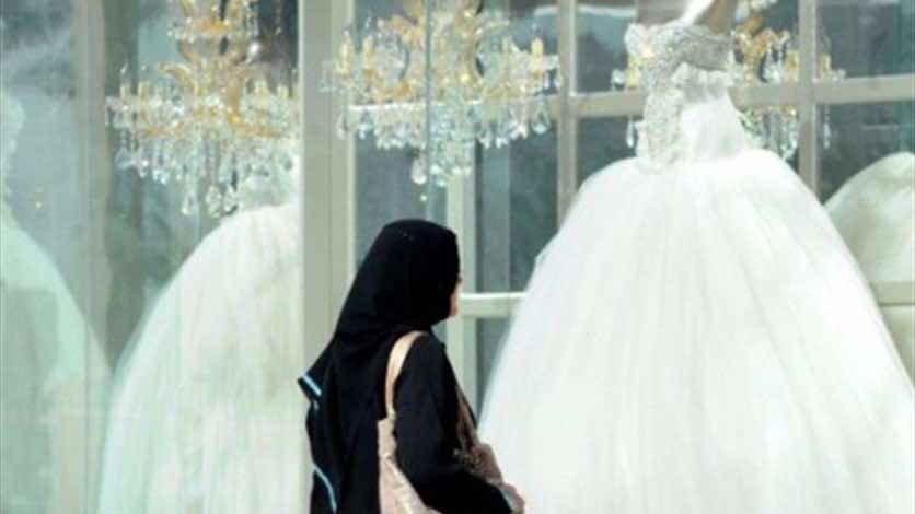 Wealthy Saudi Woman Makes Marriage Offer on Live TV Show