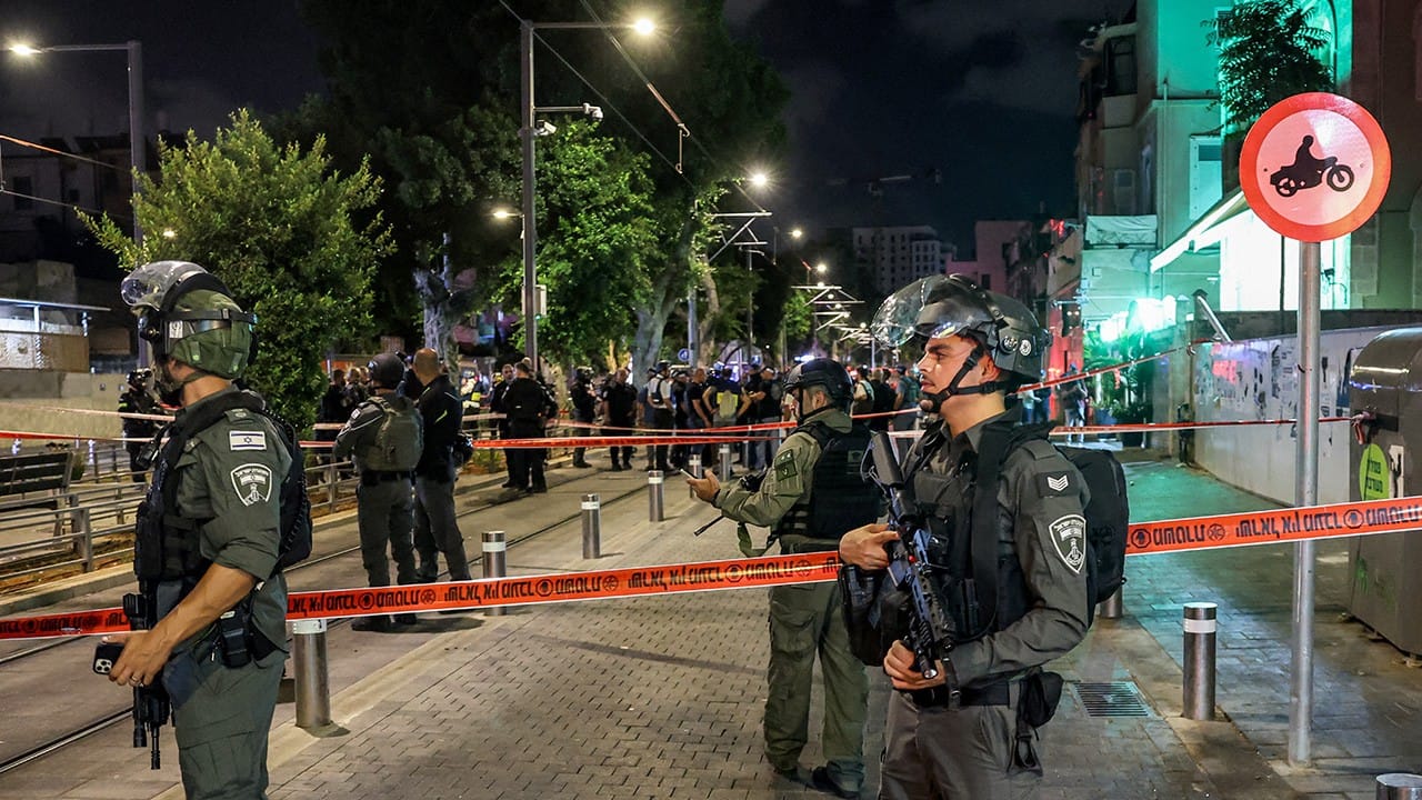 Six Dead, Nine Wounded in Tel Aviv Shooting and Stabbing Attack