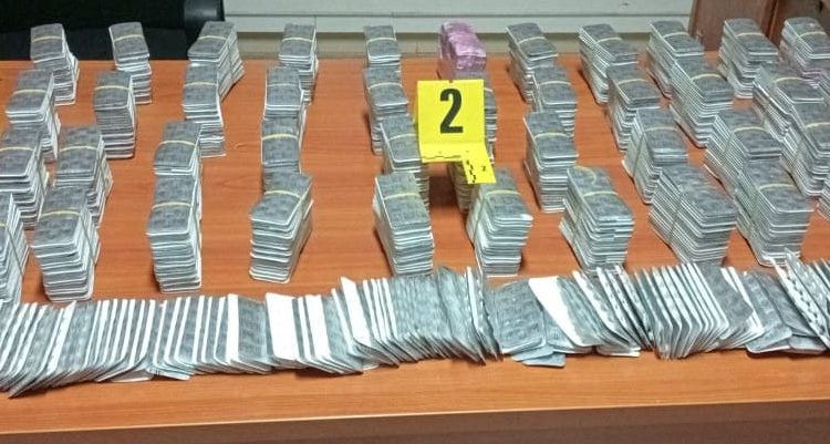 Marrakech Police Arrest Two Men, Seize Over 30 Thousand Pills and 300 ...
