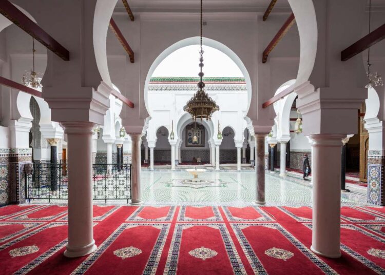 Data Shows 35.8% of Moroccans Identify as Non-Religious